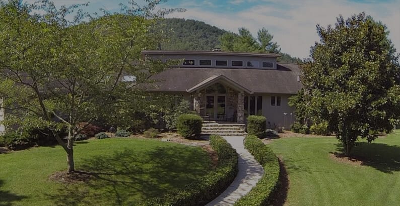 Best Young Adult Rehab Center in North Carolina | Red Oak Recovery